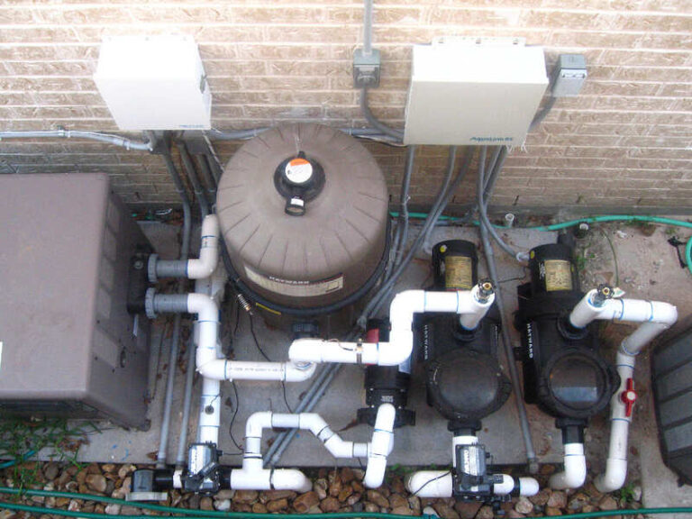 How to Maintain a Saltwater Pool